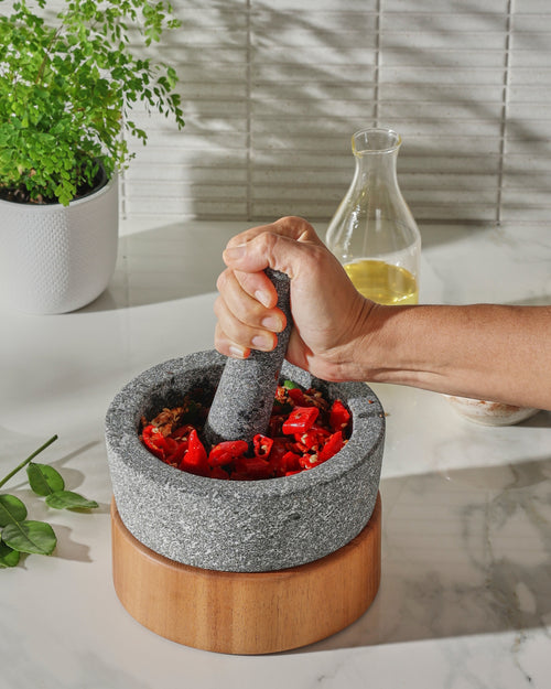 Mortar and Pestle vs Food Processor | CookDineHost Mortar and Pestle vs Food Processor | CookDineHost