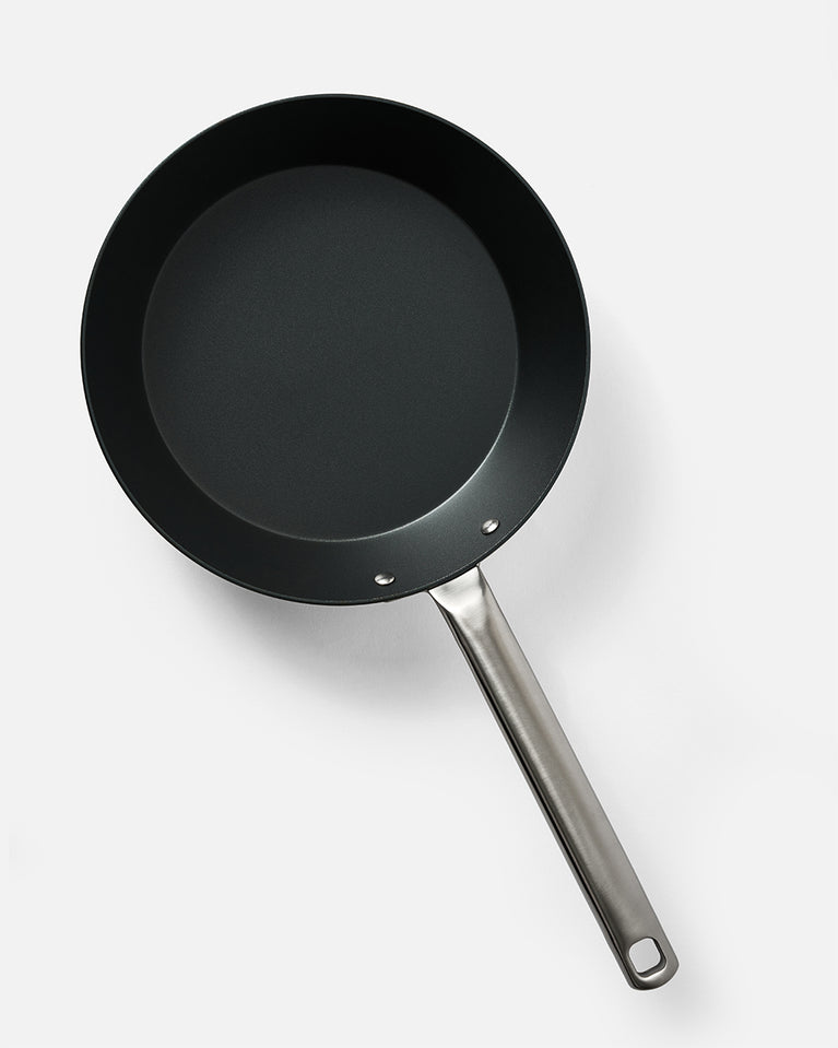 MAKO Black Steel Mini Sear Pan | CookDineHost | CookDineHost